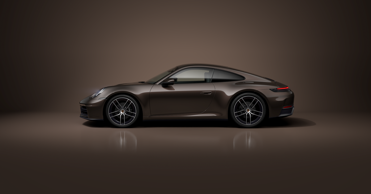 The Porsche 911 in Macadamiametallic | Porsche Paint to Sample